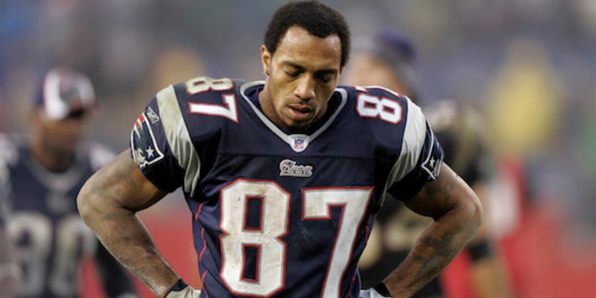 Former NFL and Gator Player Reche Caldwell shot, killed in Tampa Former NFL and Gator Player Reche Caldwell shot, killed in Tampa